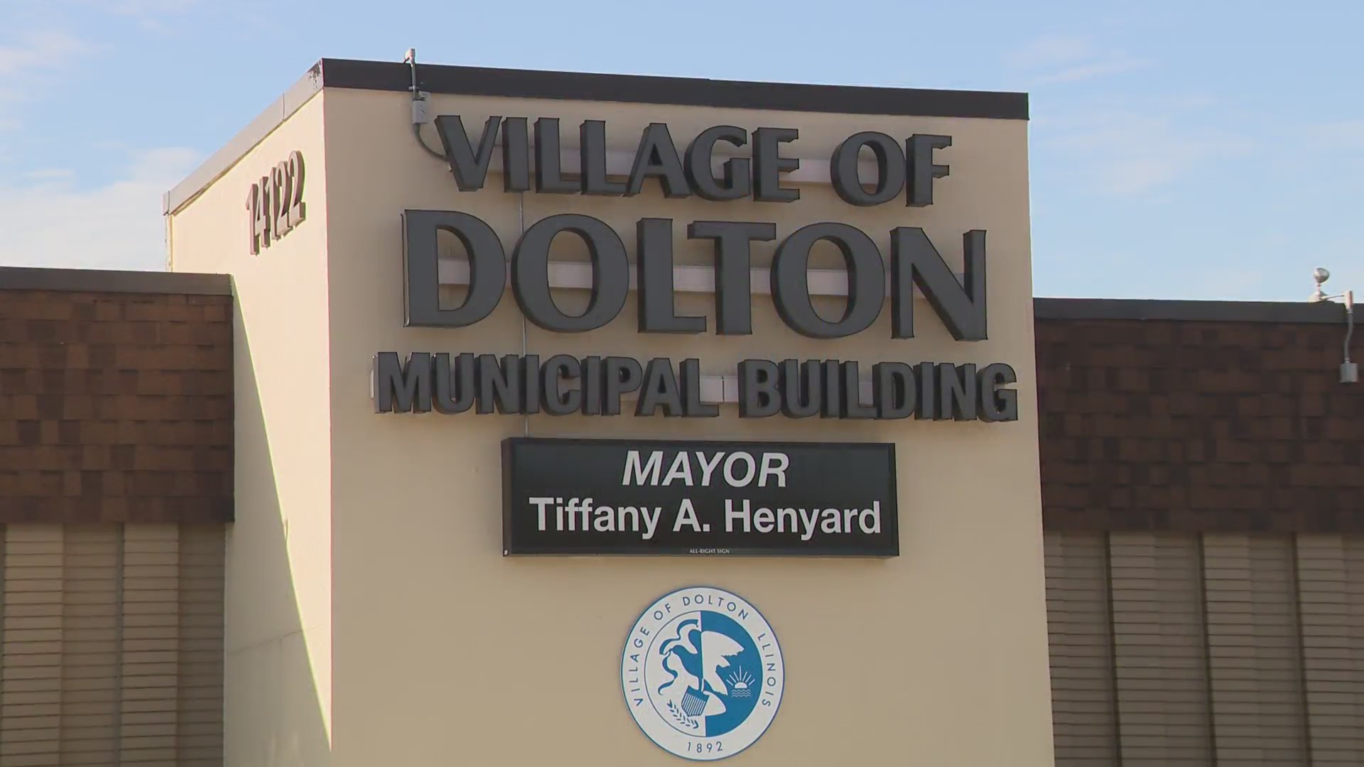 Police chief, pantry owner latest to say they’re victims of Dolton ...