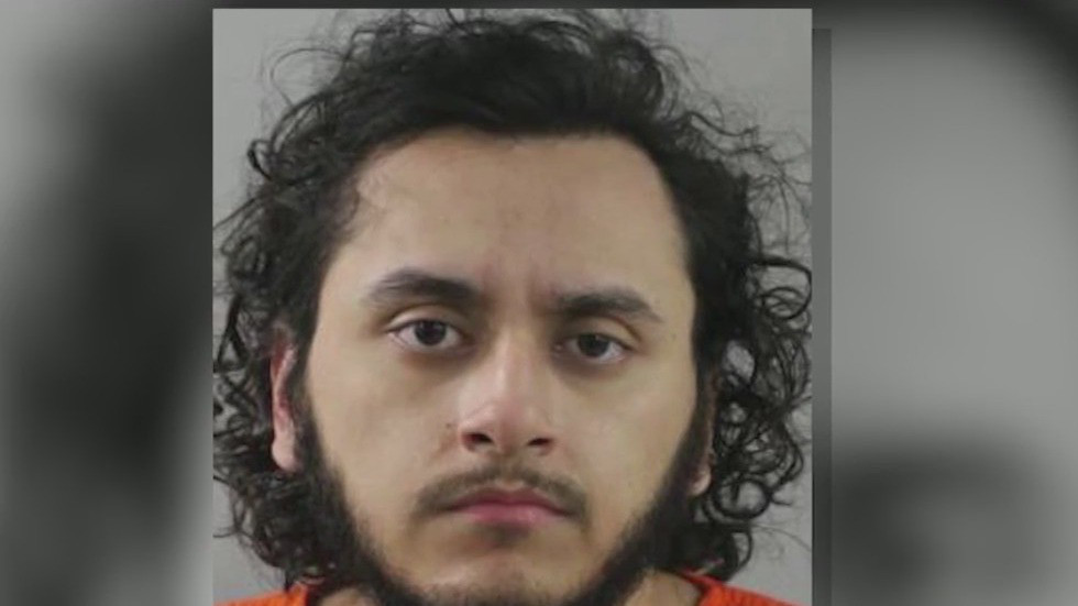 High school valedictorian stabs mom to death in ‘bizarre’ case in ...