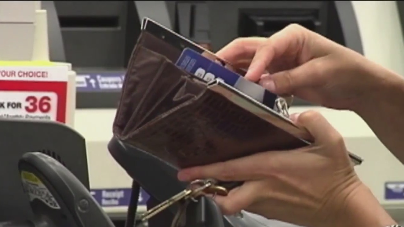 Milk, eggs, and butter soar 15%-30% in price | Banfield – NewsNation