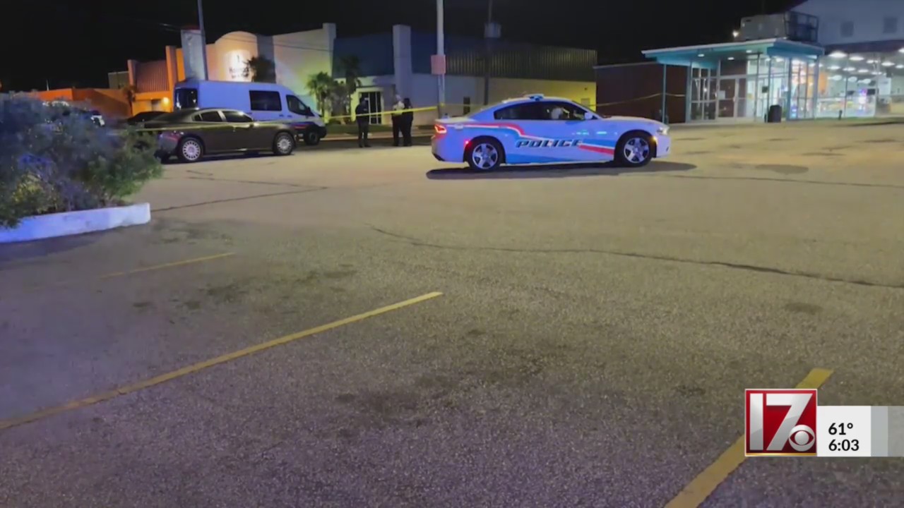 Man killed 19-year-old woman outside bowling alley, Fayetteville police ...