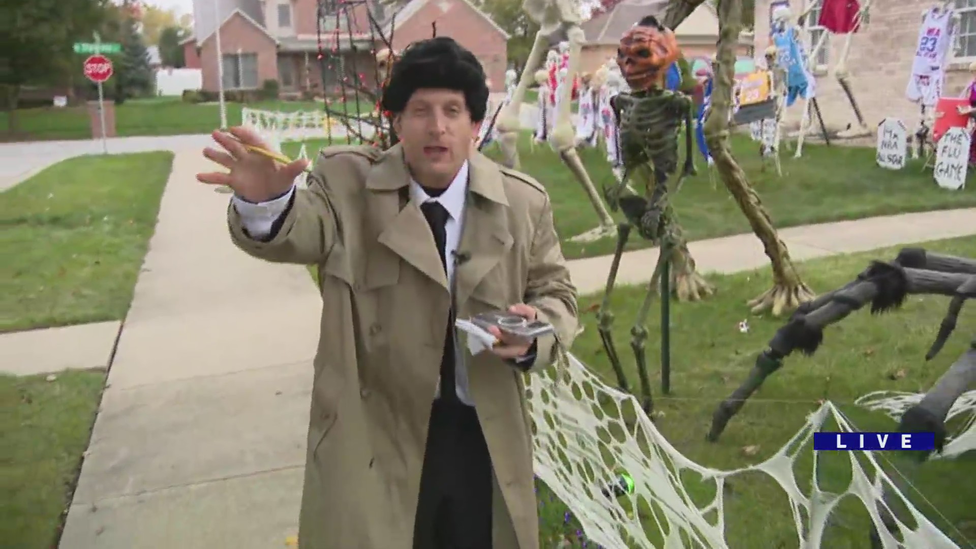Marcus as ‘Columbo’ at ‘Ausumtism Lair’ Halloween house – WGN-TV