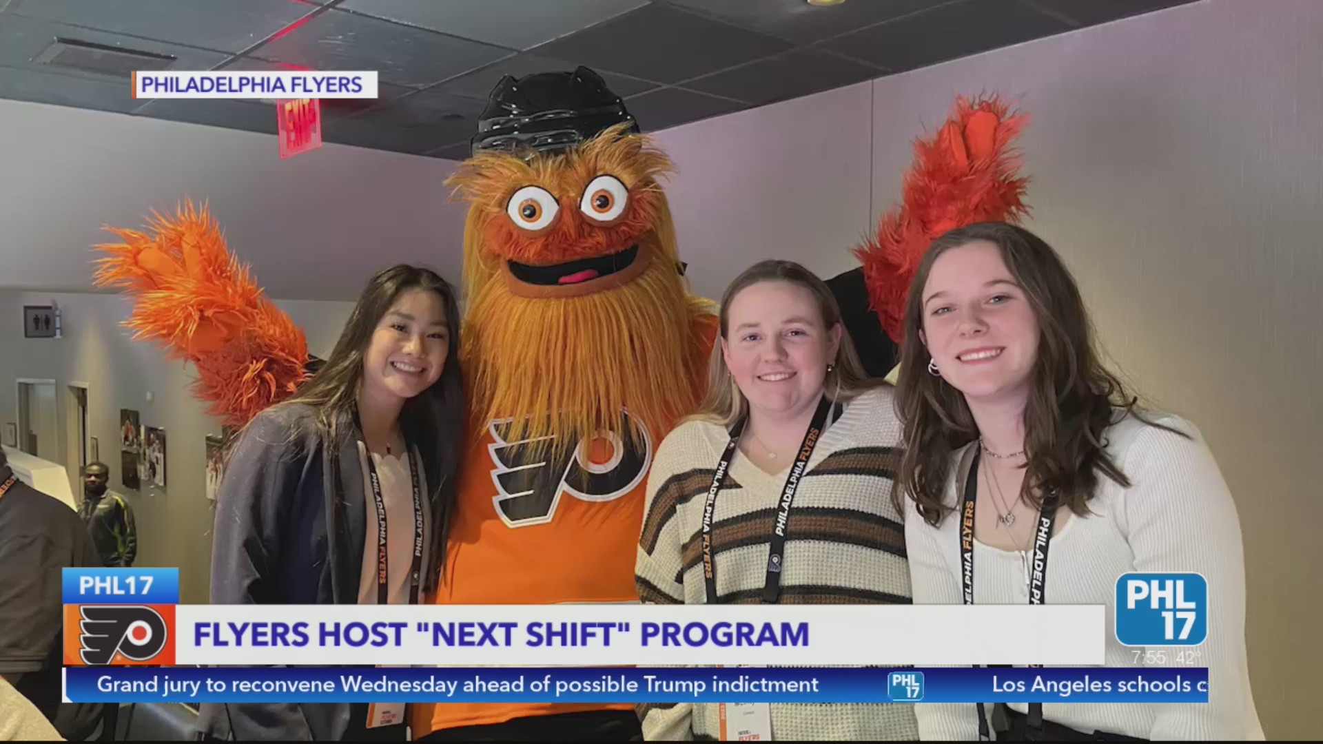 Flyers hosts “Next Shift”, mentoring the next generation of female leaders – PHL17.com