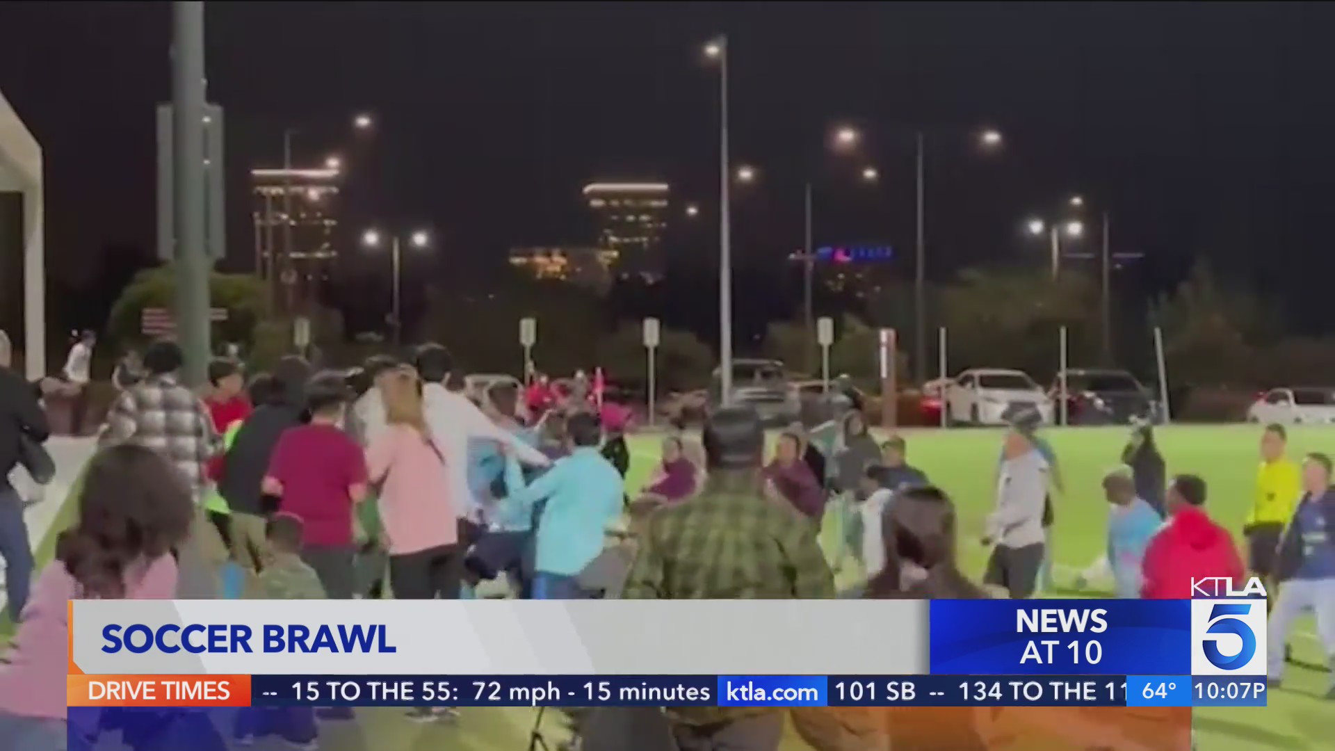 Soccer fight in Irvine caught on camera – KTLA