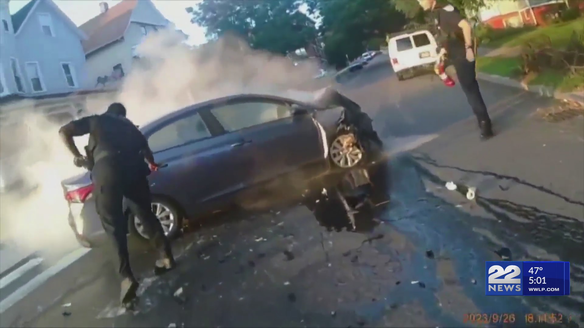 Body cam footage of suspect hitting cruisers, injures three Springfield ...
