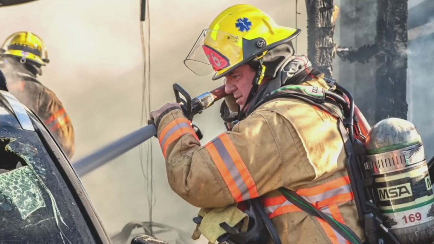 Gresham firefighter honored with procession, memorial service – KOIN.com