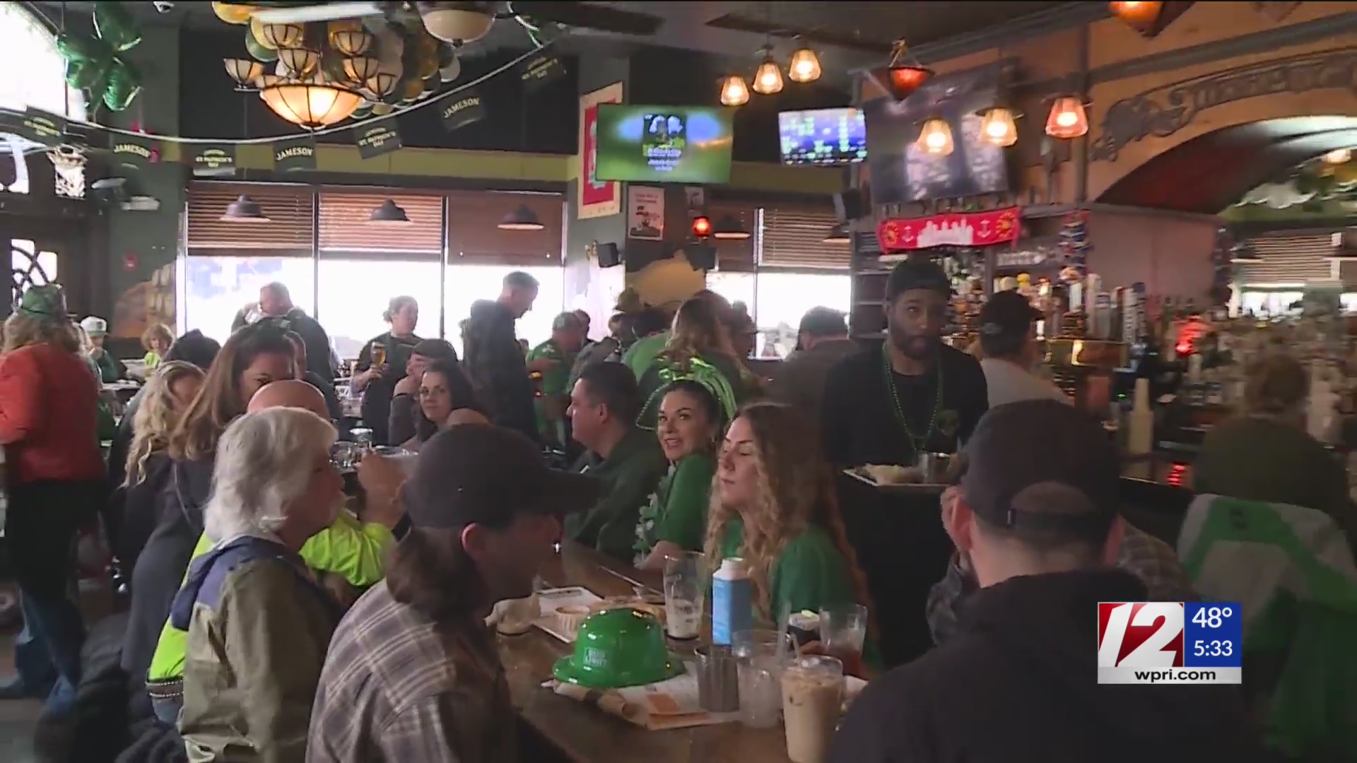 Local businesses prepare for St. Patrick’s Day, PC Friars crowd – WPRI.com
