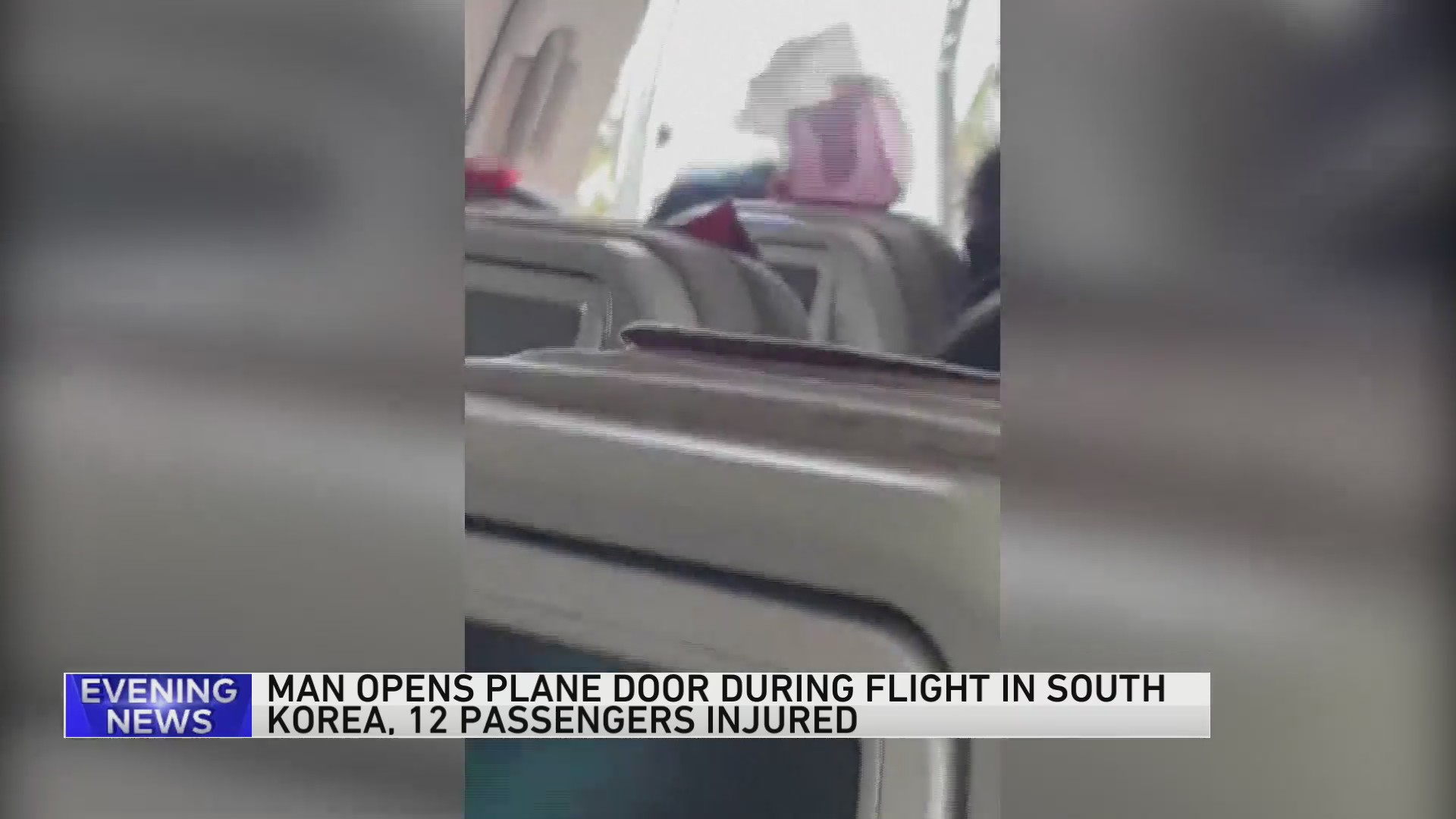 See the moments after a passenger opened a plane door during flight ...