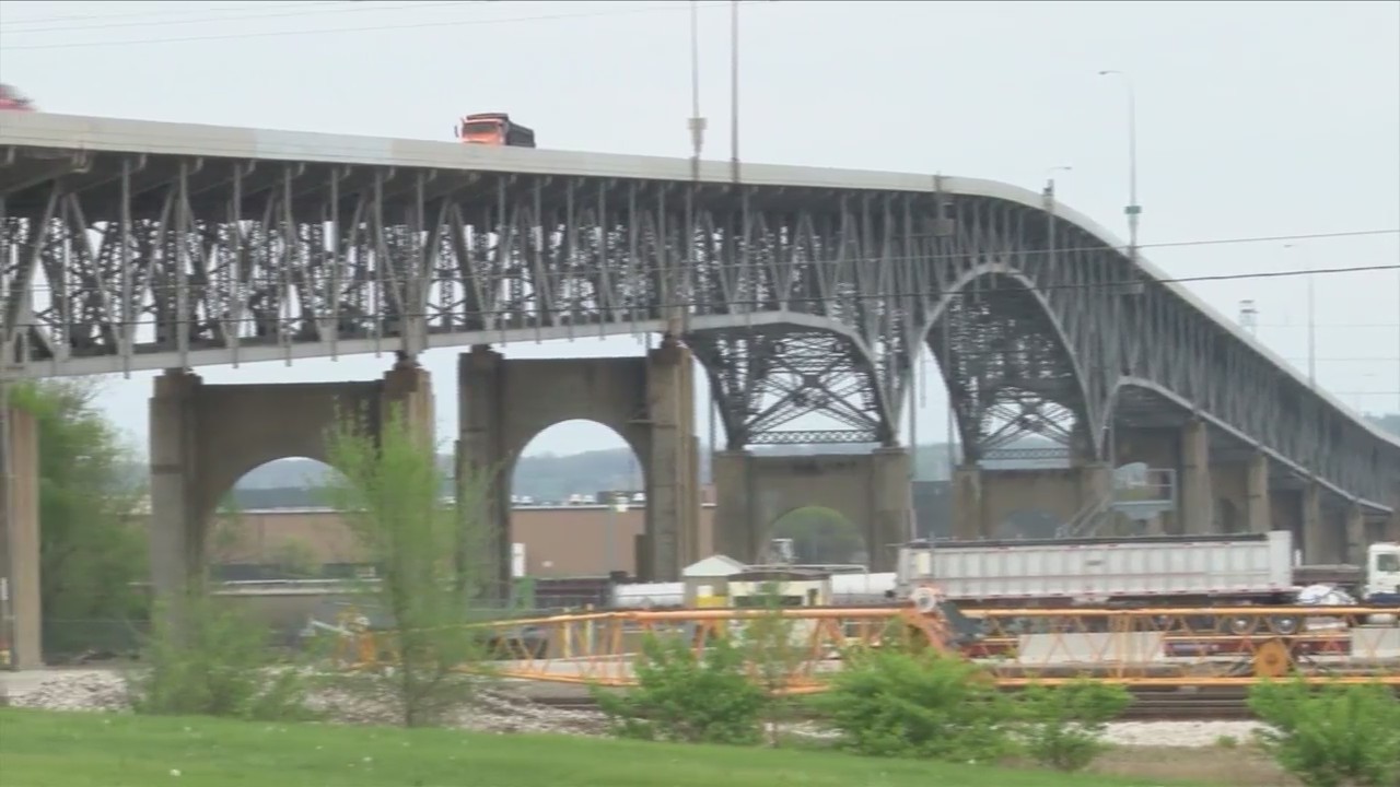 Cedar Street Bridge project requires homes and business to be cleared ...