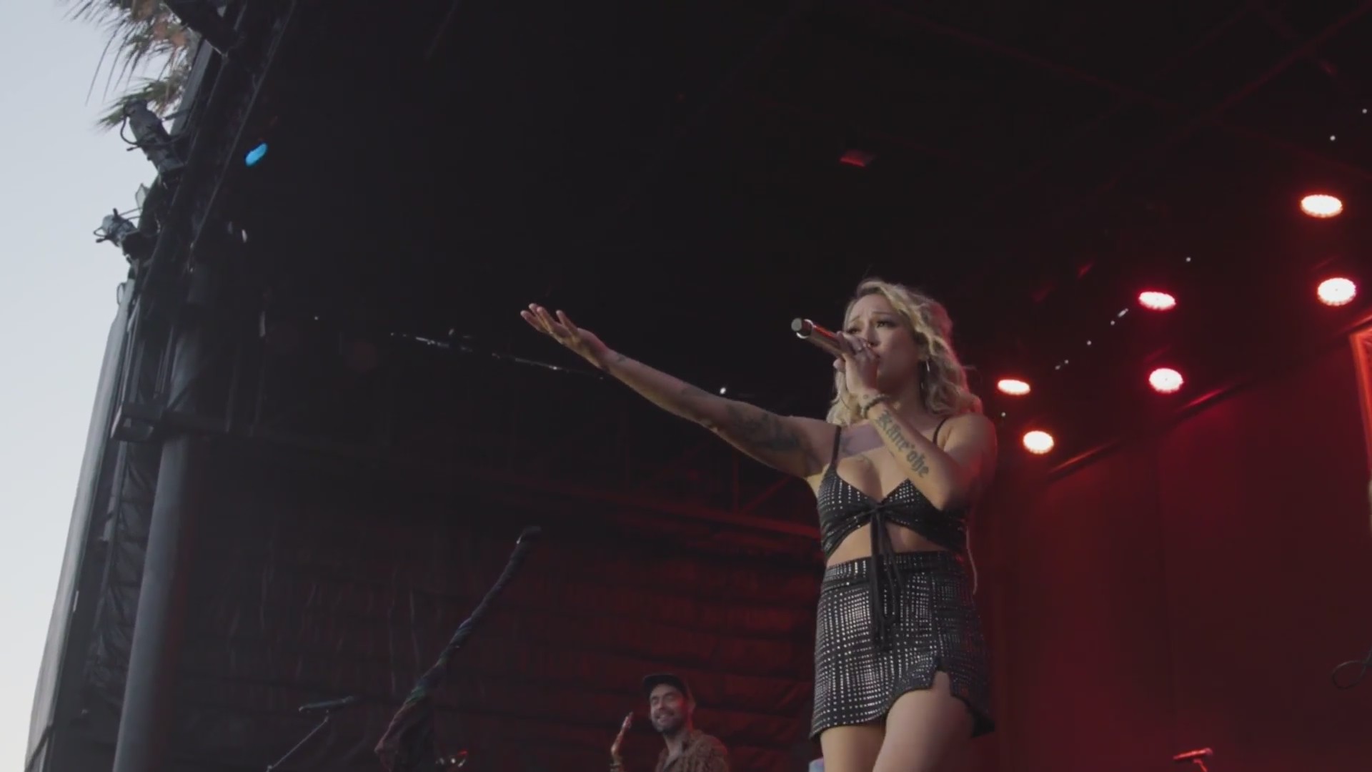 Local Musician Hirie Prepares For Upcoming Tour – KHON2