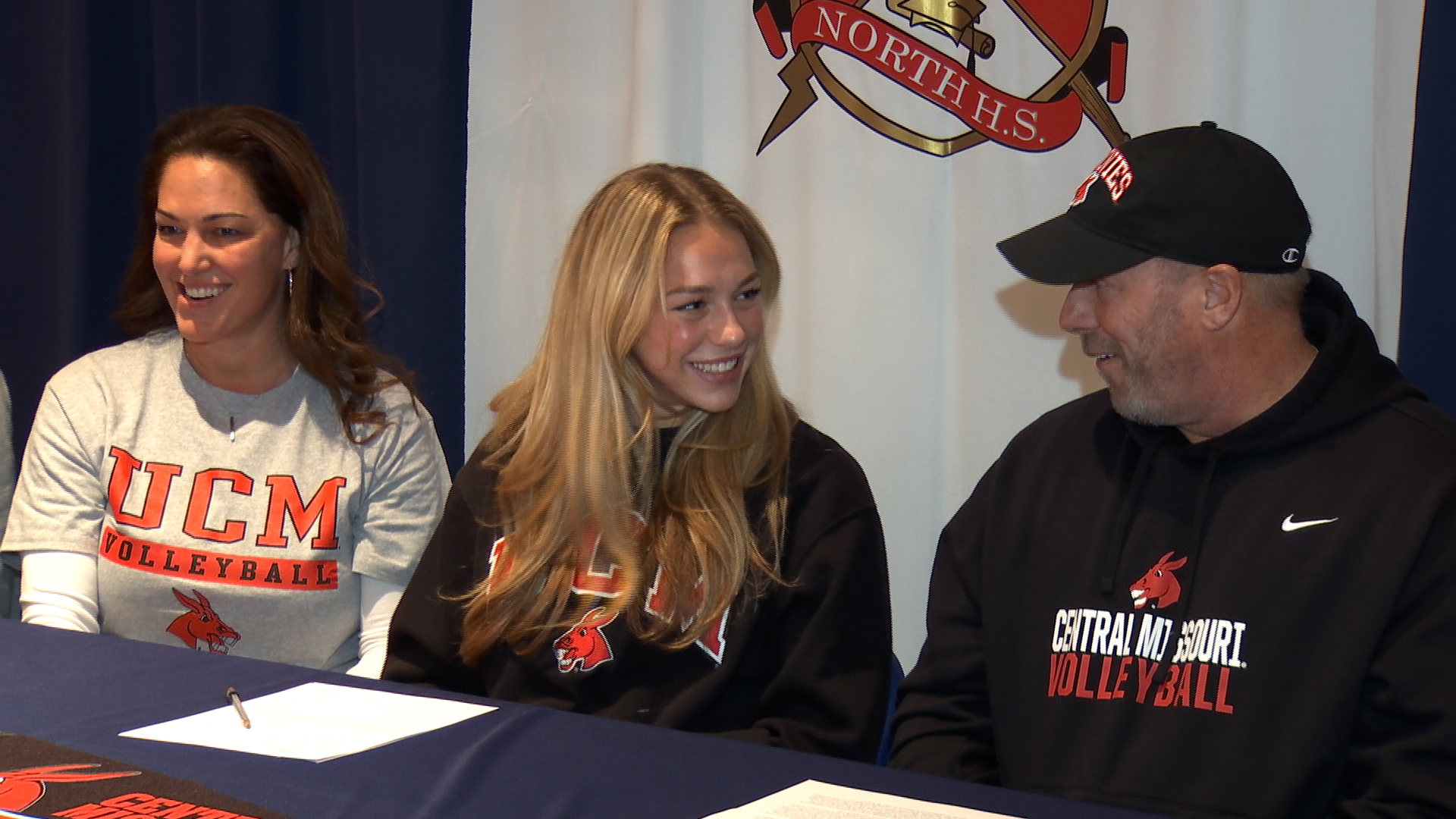 Bree Messenger named NIC-10 volleyball MVP, signs to play at Central ...