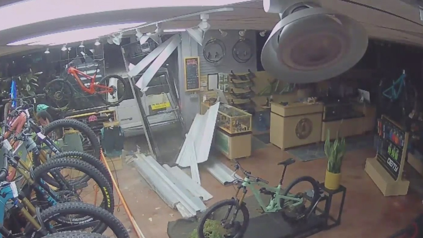 Police: Suspects crash into, steal from Fat Tire Farm in Portland ...