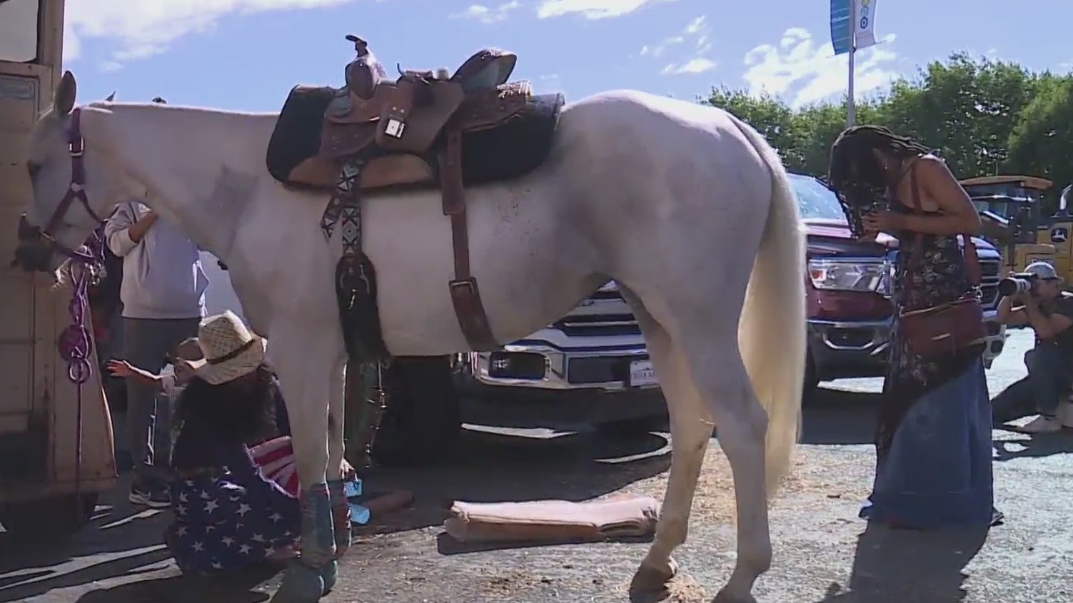 Inaugural 8 Seconds Juneteenth Rodeo celebrates Black cowboys – KOIN.com