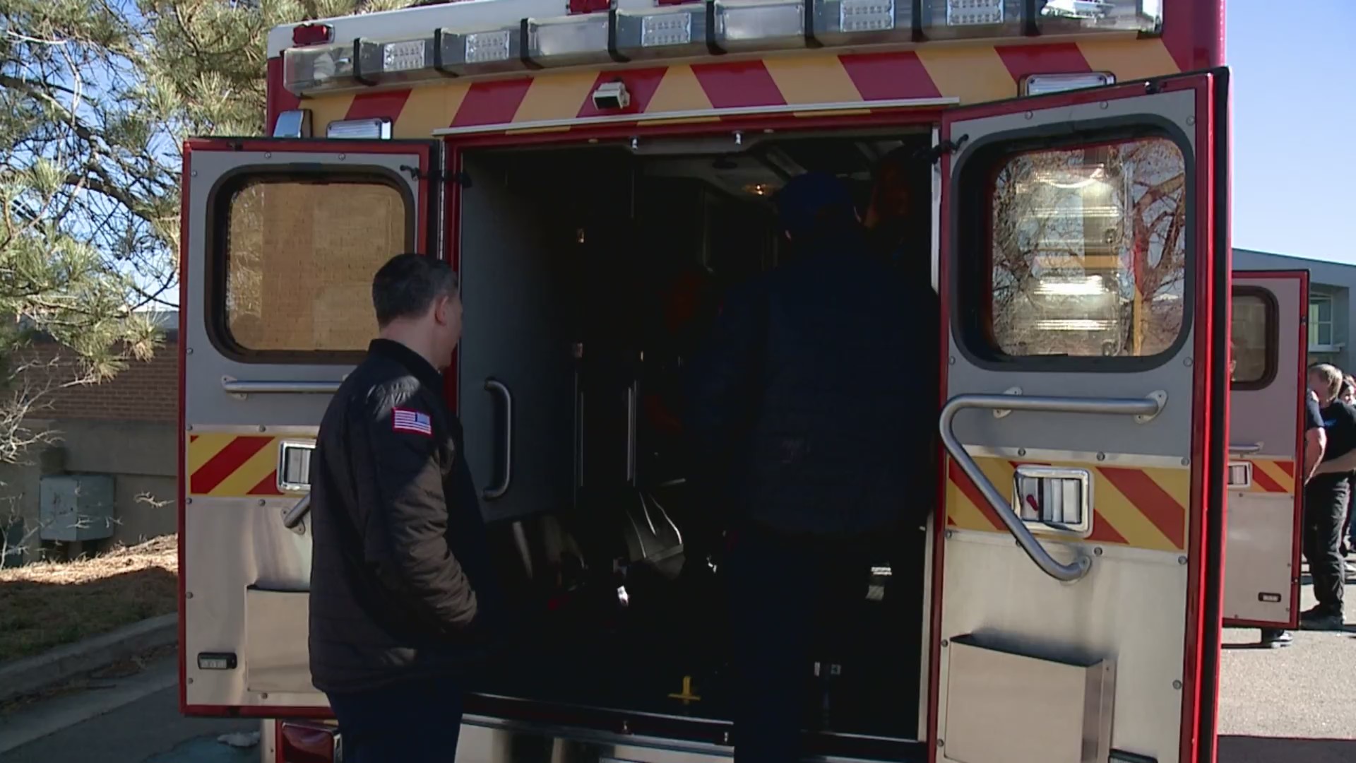 Mountain View Fire Rescue donates ambulance to Boulder technical ...