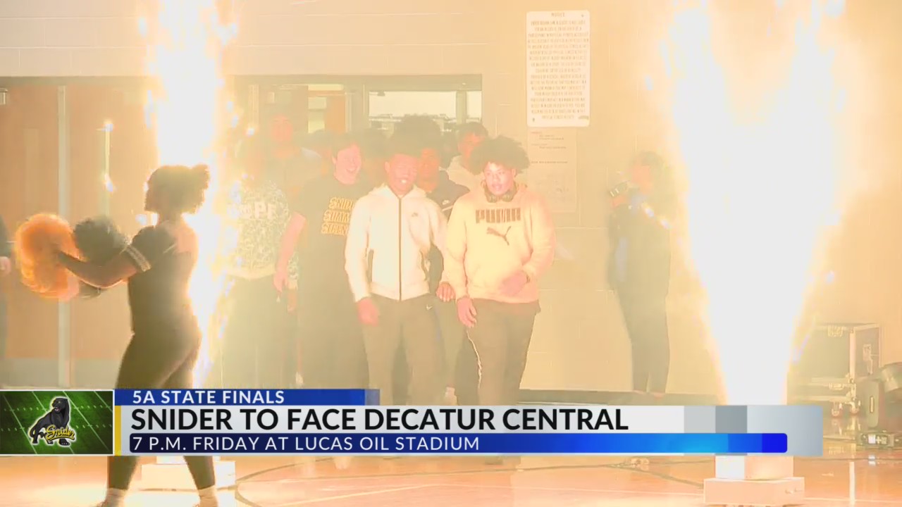 Snider holds pep rally as Panthers prepare to play for 5A state title ...