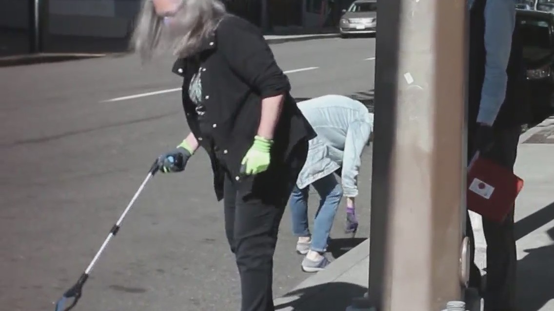 Thousands volunteer to Adopt One Block in Portland – KOIN.com