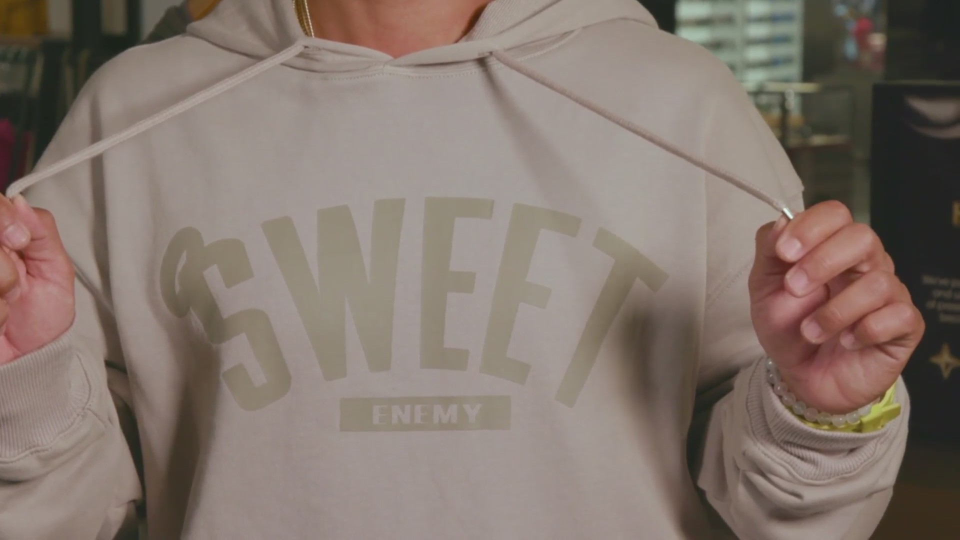 Bloomingdale’s supports this local clothing line this weekend – KHON2