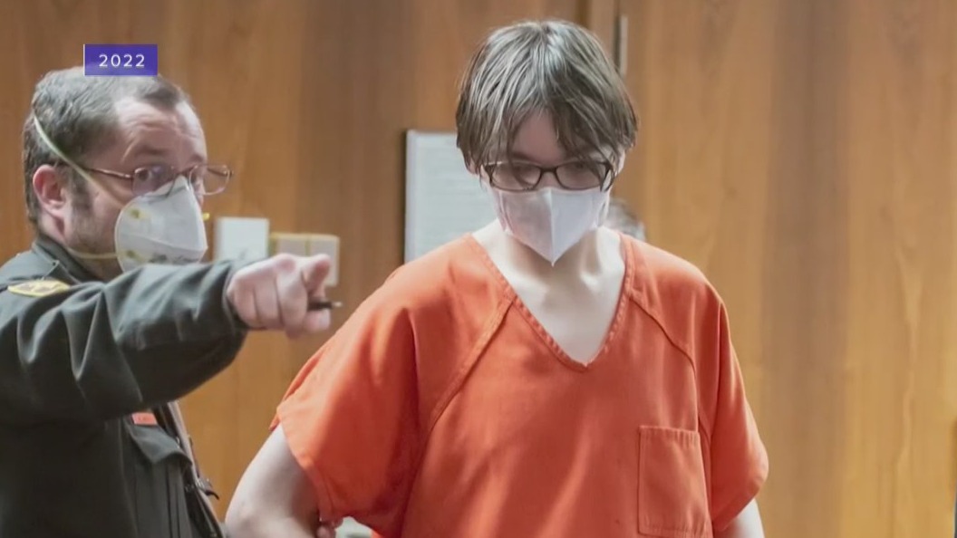 Michigan school shooting is a ‘warning signal’ to parents: Crumbley’s ...