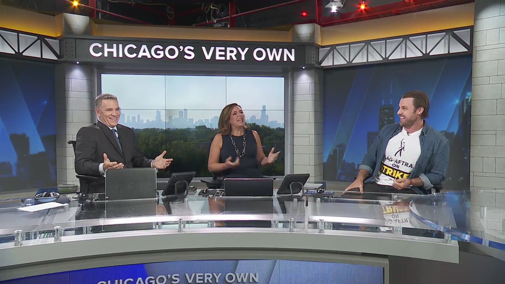 Catching up with Chris Witaske, co-creator of “Chicago Party Aunt” – WGN-TV