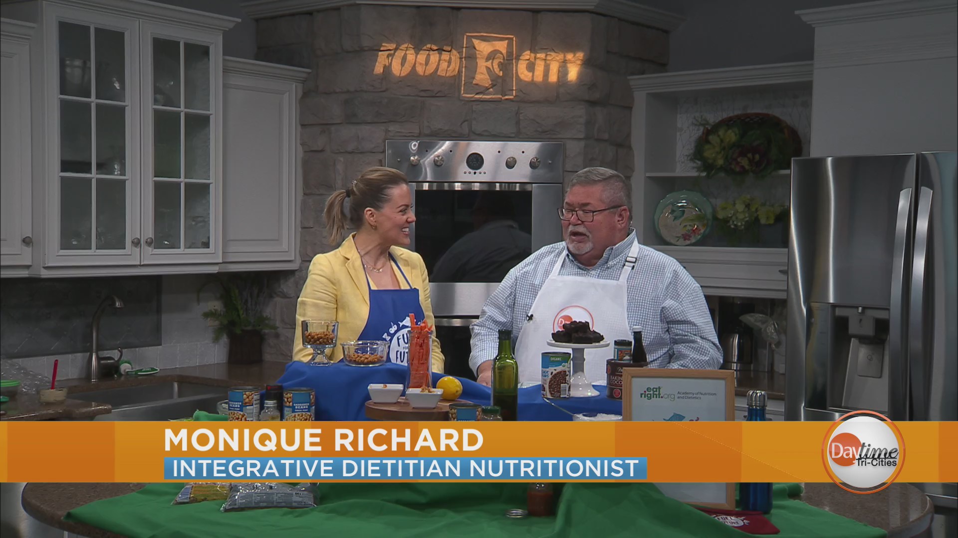 Great recipes featuring beans with nutritionist/dietitian Monique ...