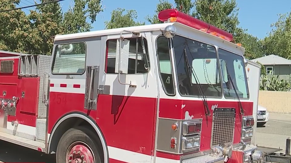 Unmarked fire engine driving around Sacramento sparks several questions ...