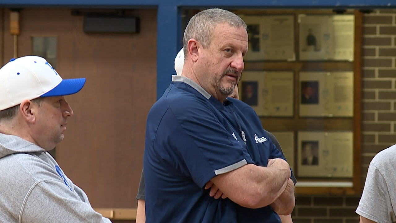 Valley baseball coach gets milestone win early in season – WKBN.com