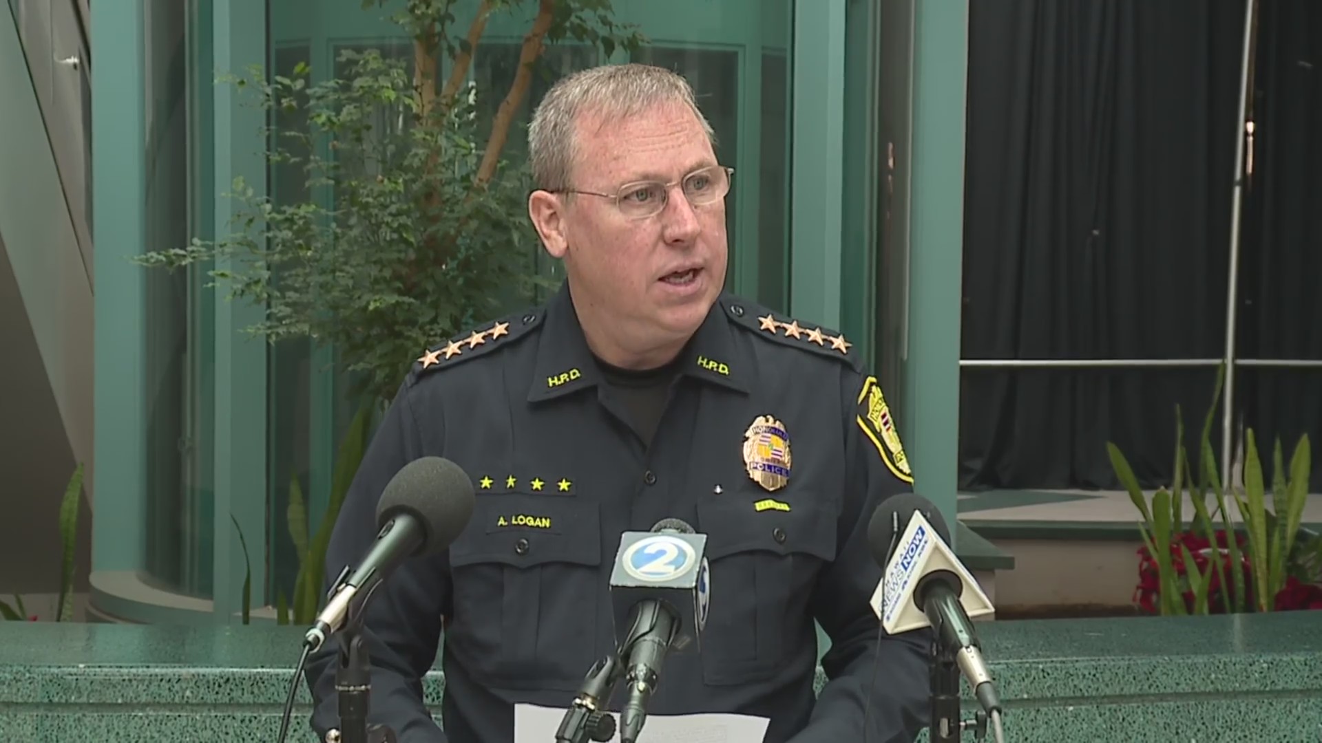 HPD chief brings details on early morning pursuit of stolen police ...