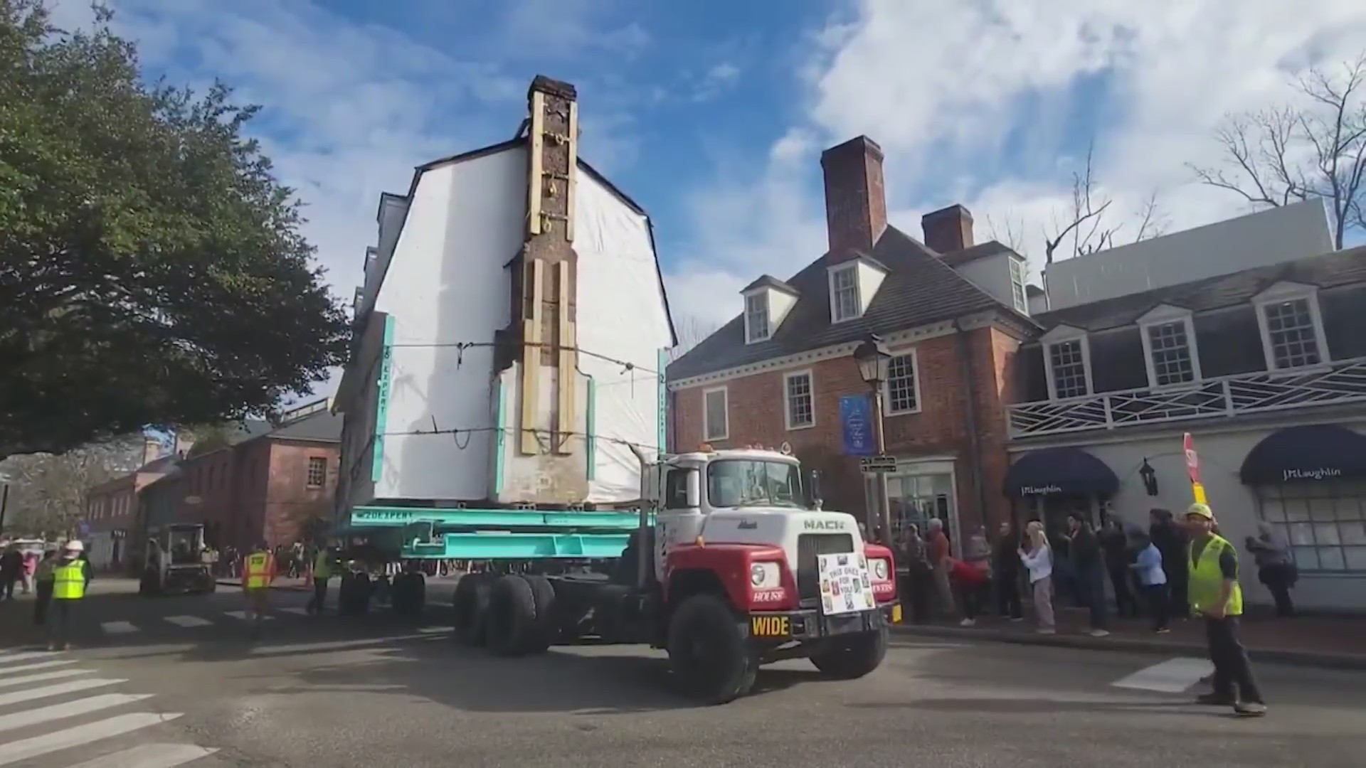 Williamsburg Bray School building relocates from William & Mary’s ...