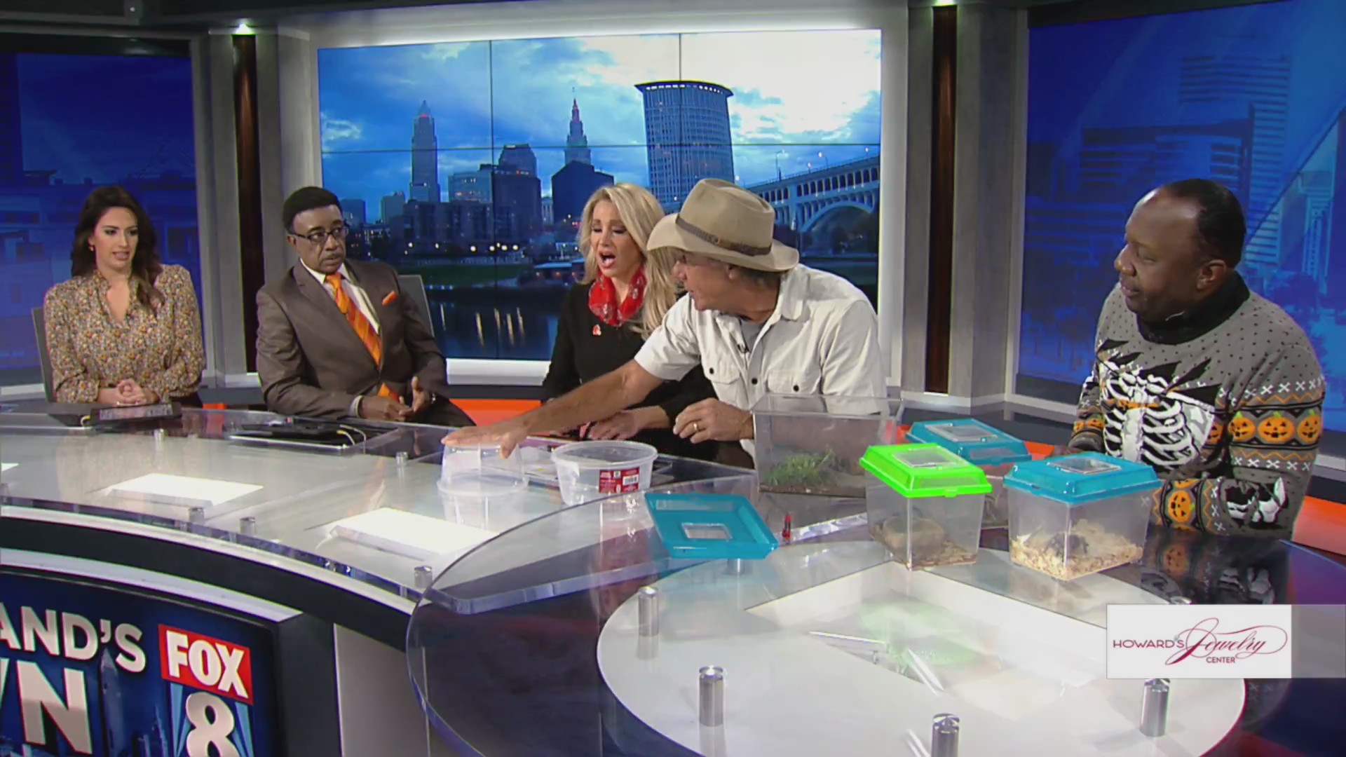 Jungle Terry visits with some spooky friends – Fox 8 Cleveland WJW