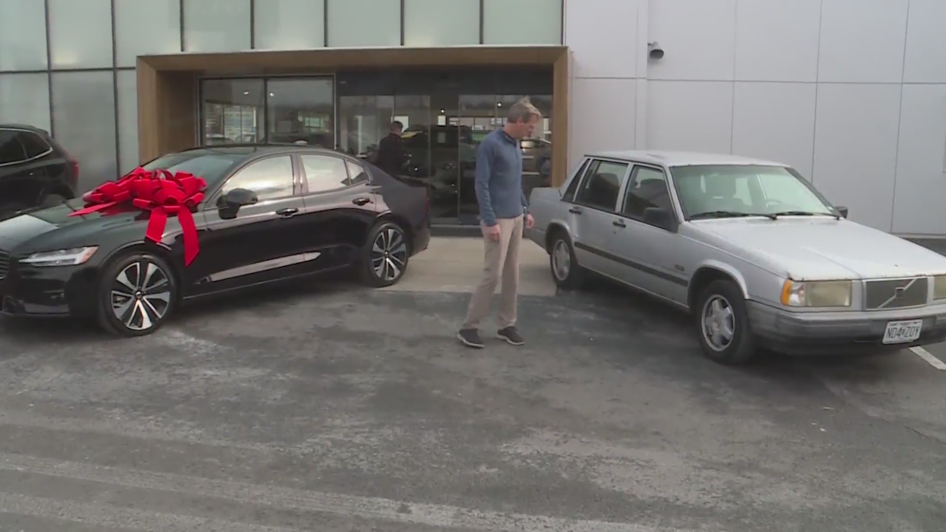 Man gets new car after driving 1 million miles in his Volvo – FOX 2
