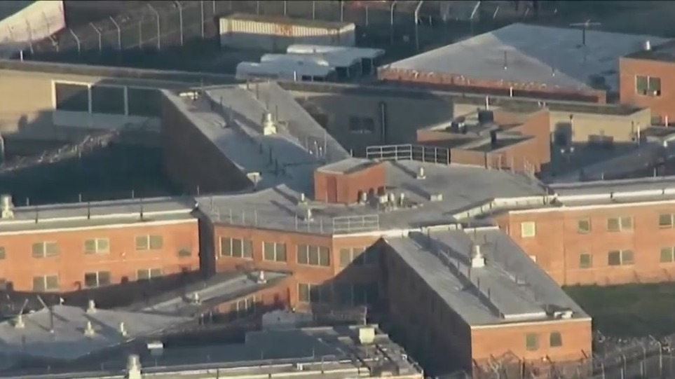 Federal hearing to decide control of Rikers Island jail complex – PIX11