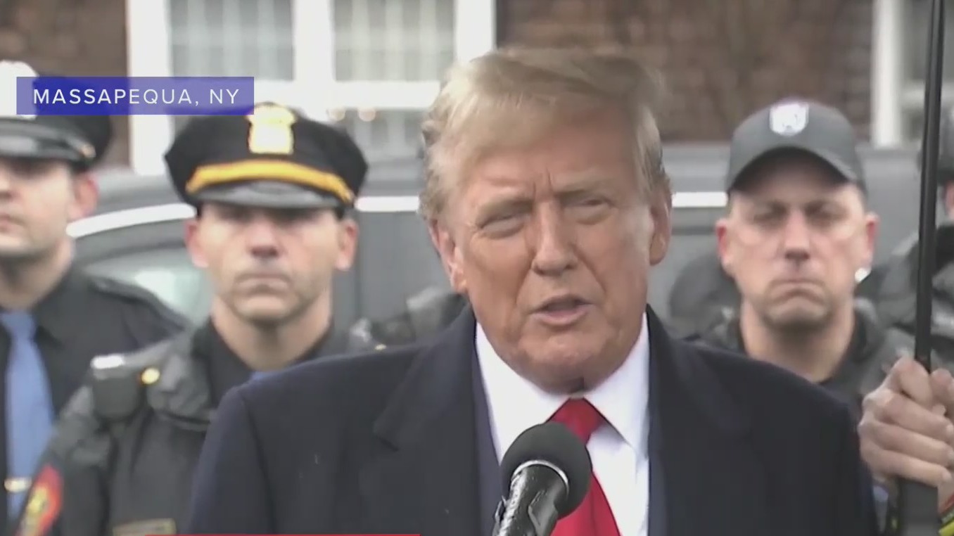 Donald Trump calls for more police respect while attending wake of ...