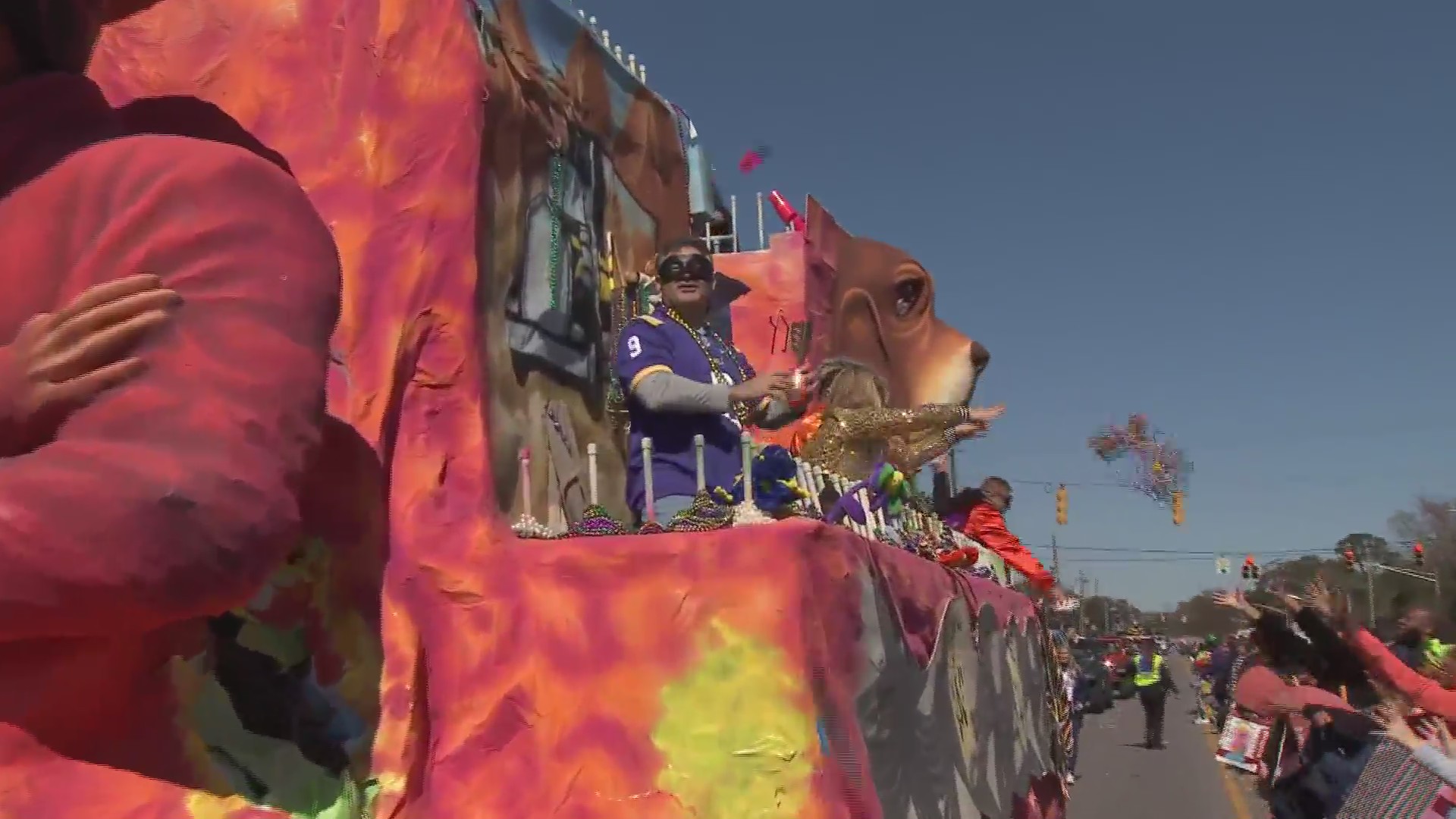 Krewe of Sparta 2023 parade – WKRG News 5