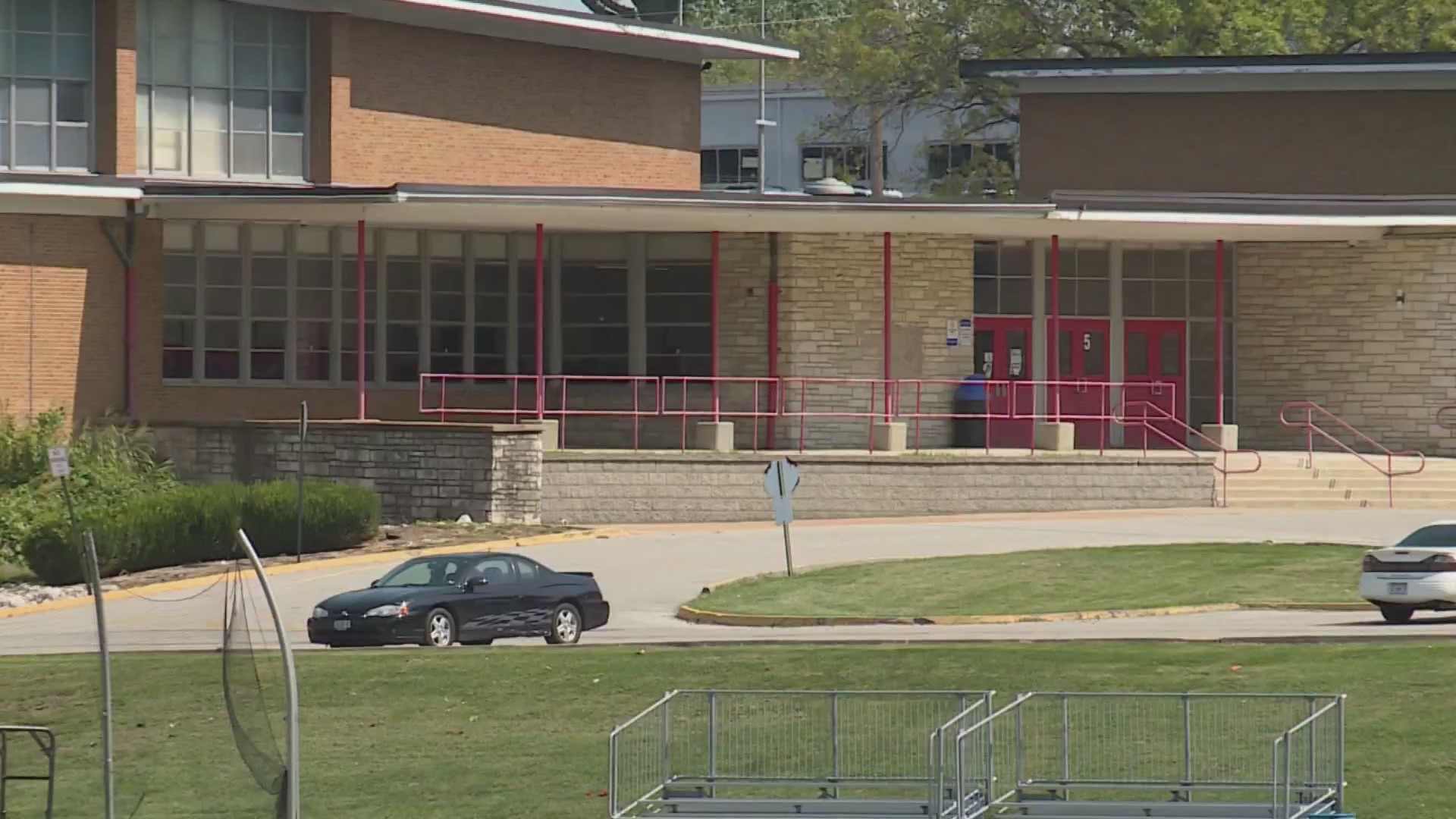 Large number of teachers absent at Ferguson-Florissant high school – FOX 2