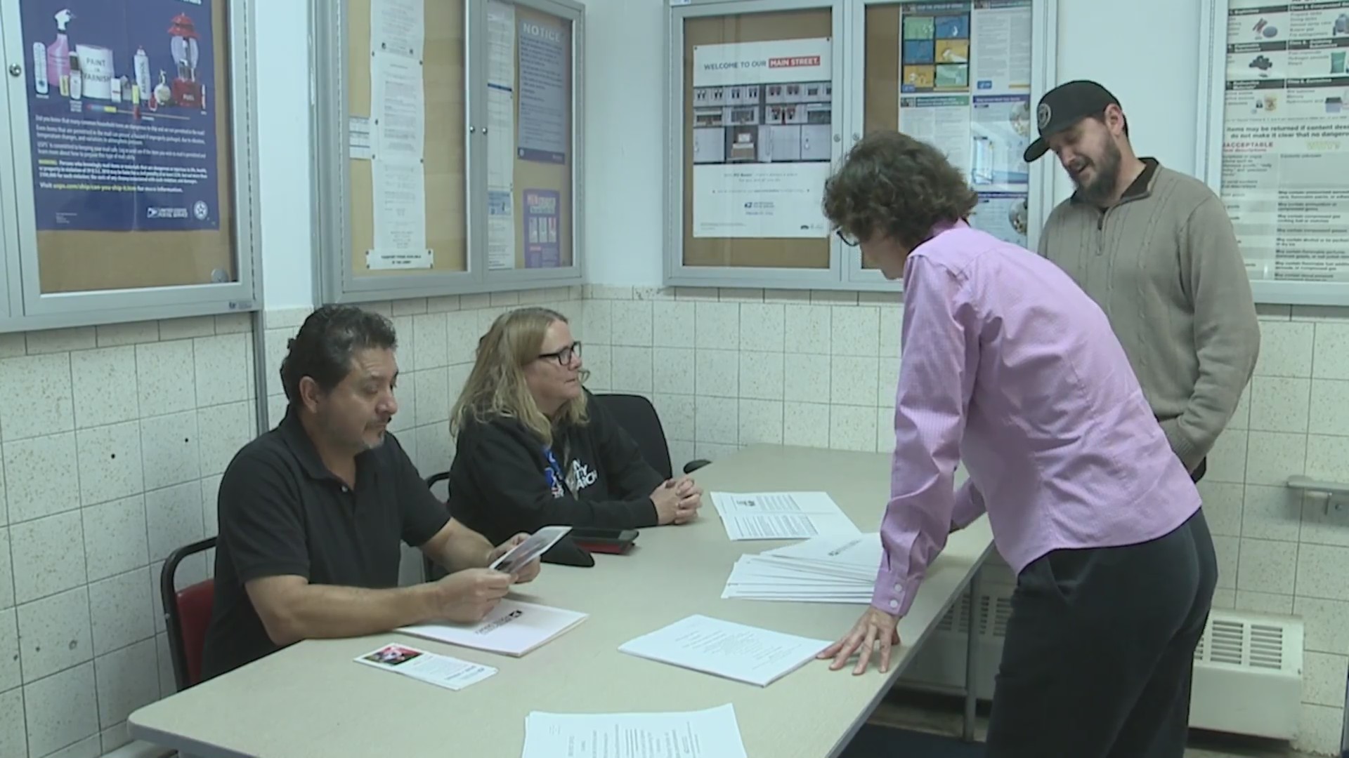 USPS looking to hire 1K in Colorado through holidays – FOX31 Denver