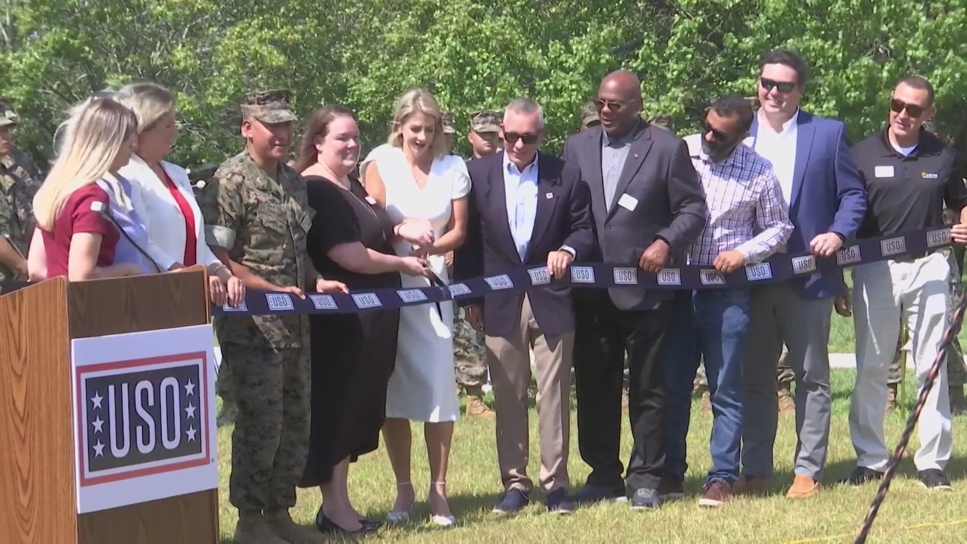 Camp Lejeune celebrates the opening of their new USO location – WNCT