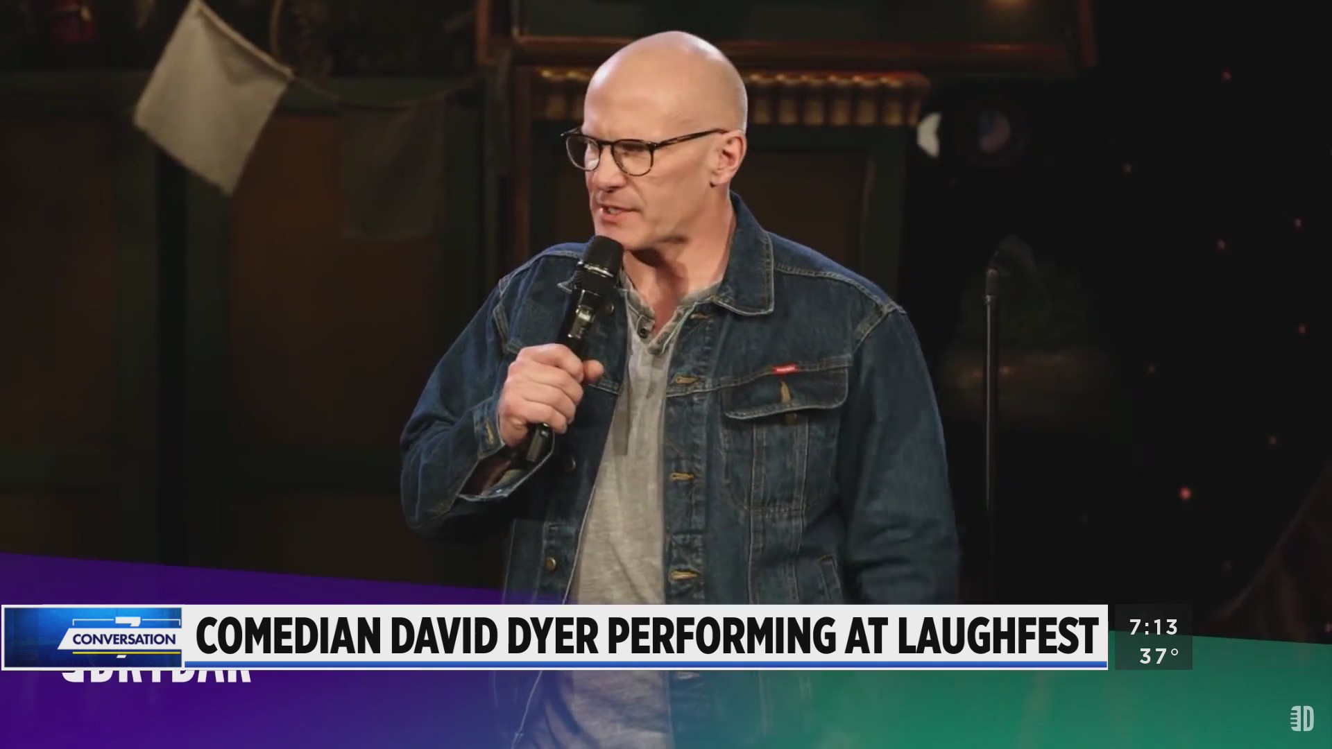Comedian David Dyer performing at LaughFest – WOODTV.com