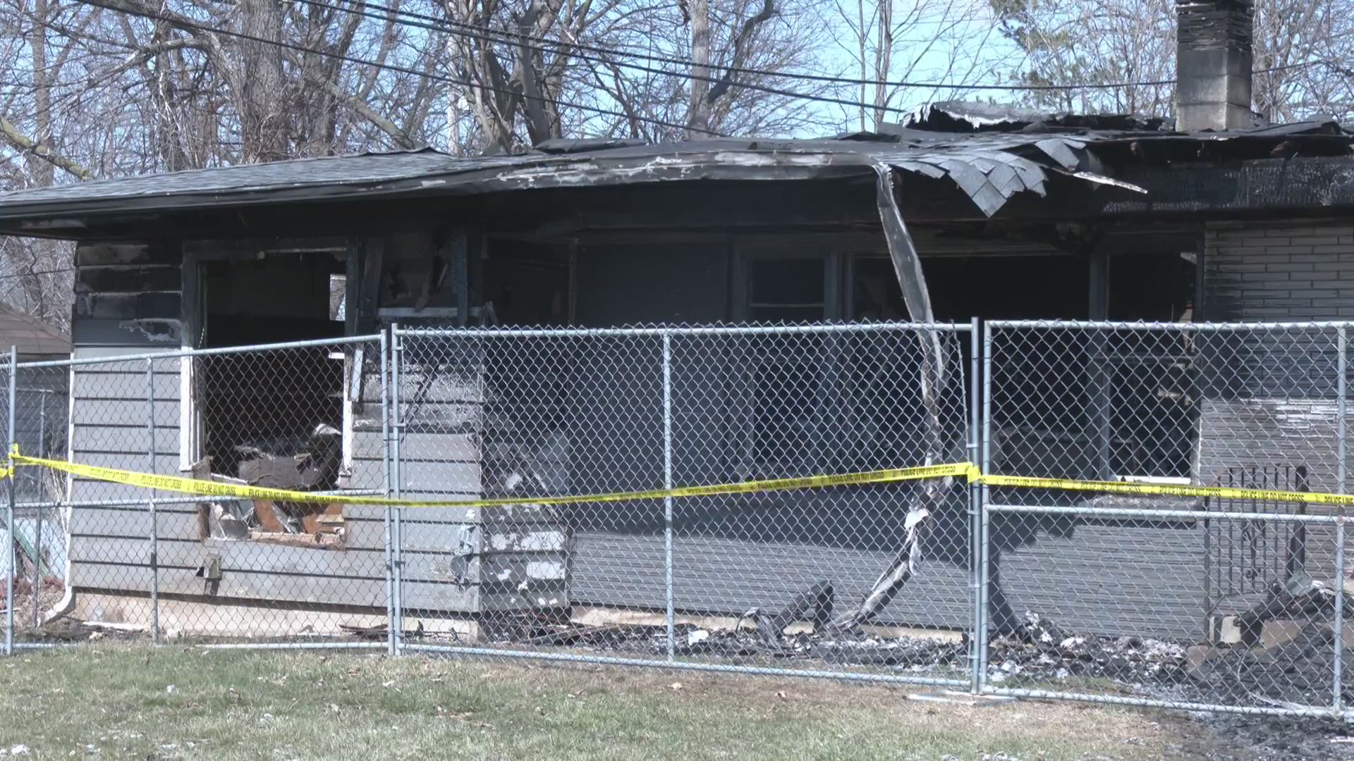 Students work to raise money for teacher who lost home in deadly Byron ...