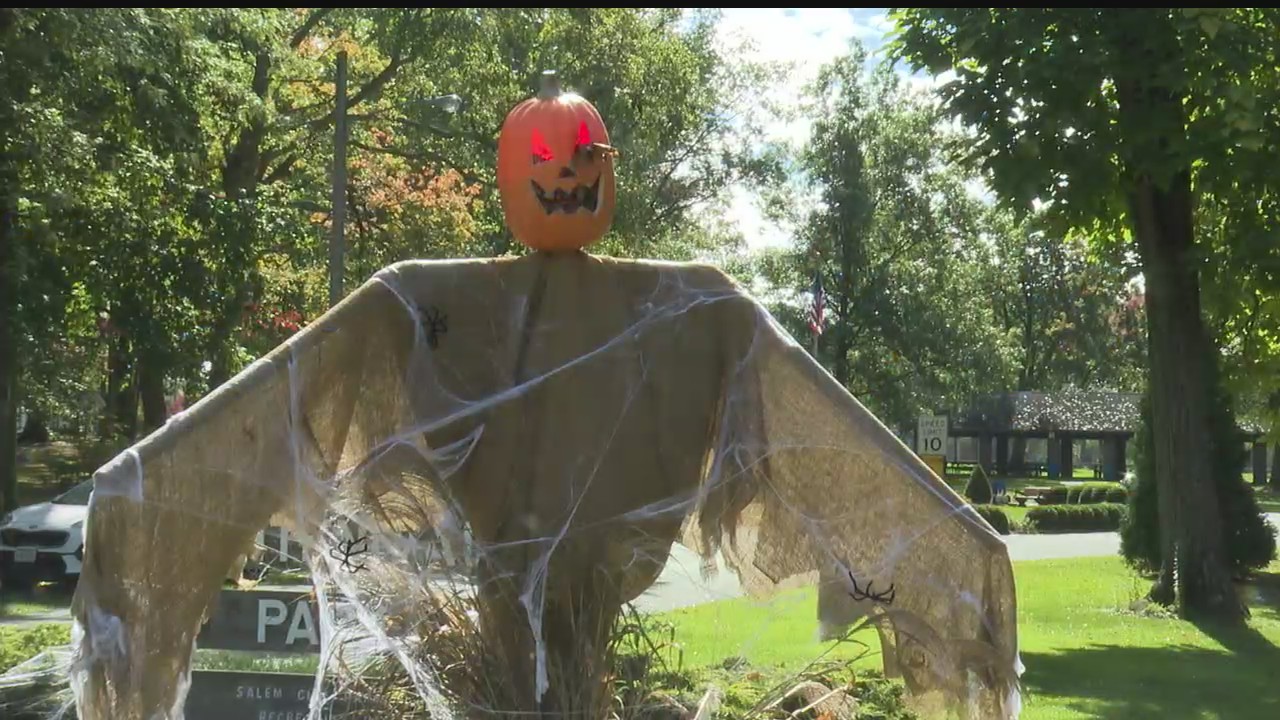 Local community hosts scarecrow building workshop – WKBN.com