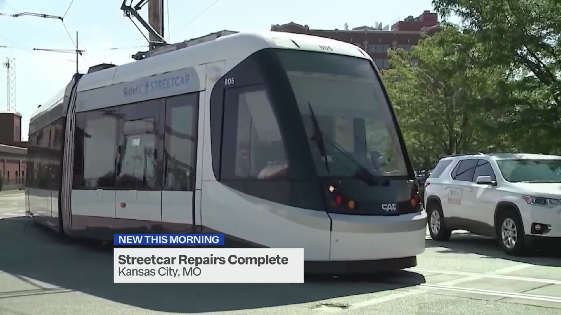 KC Streetcar resumes service after crews repair Main Street tracks ...