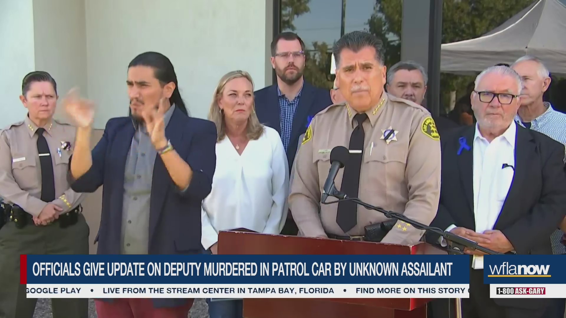 Los Angeles County deputy dies after being shot in patrol car by ...