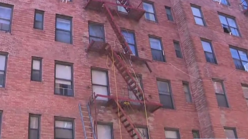 1 injured after fire escape collapse: DOB – PIX11