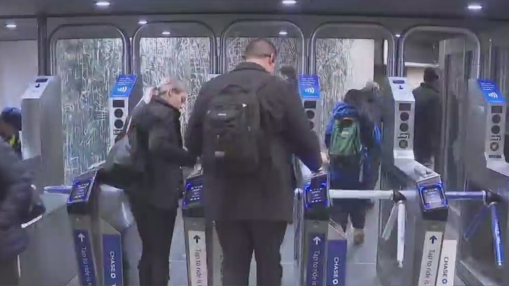 MTA plans to cut subway service due to hybrid work schedules – PIX11