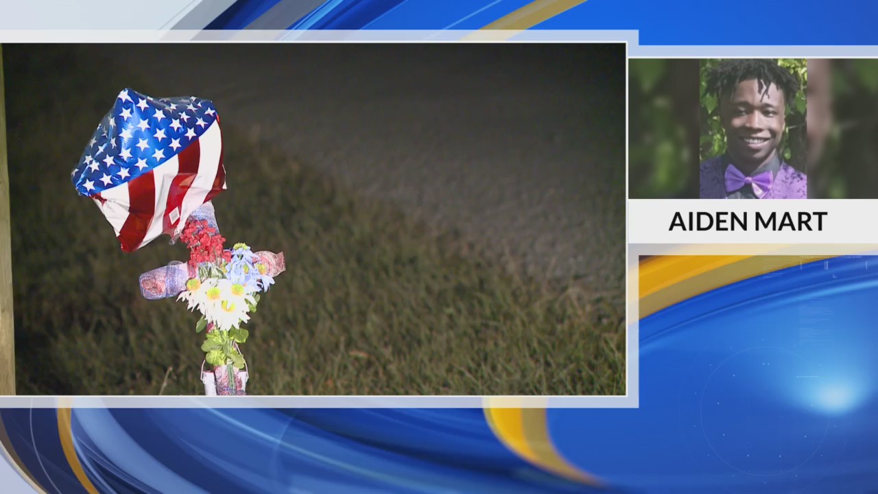 Aiden Mart moment of silence – WANE 15
