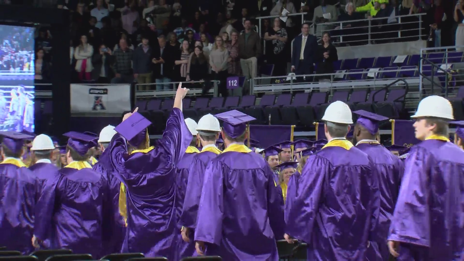 ECU celebrates over 2,000 graduates at fall commencement ceremony – WNCT