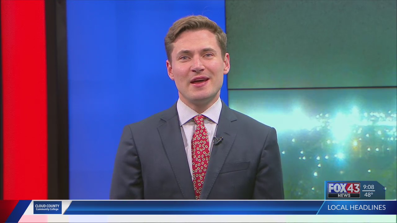 Topeka bakery designs Mahomes cookies, other Chiefs icons – KSNT 27 News