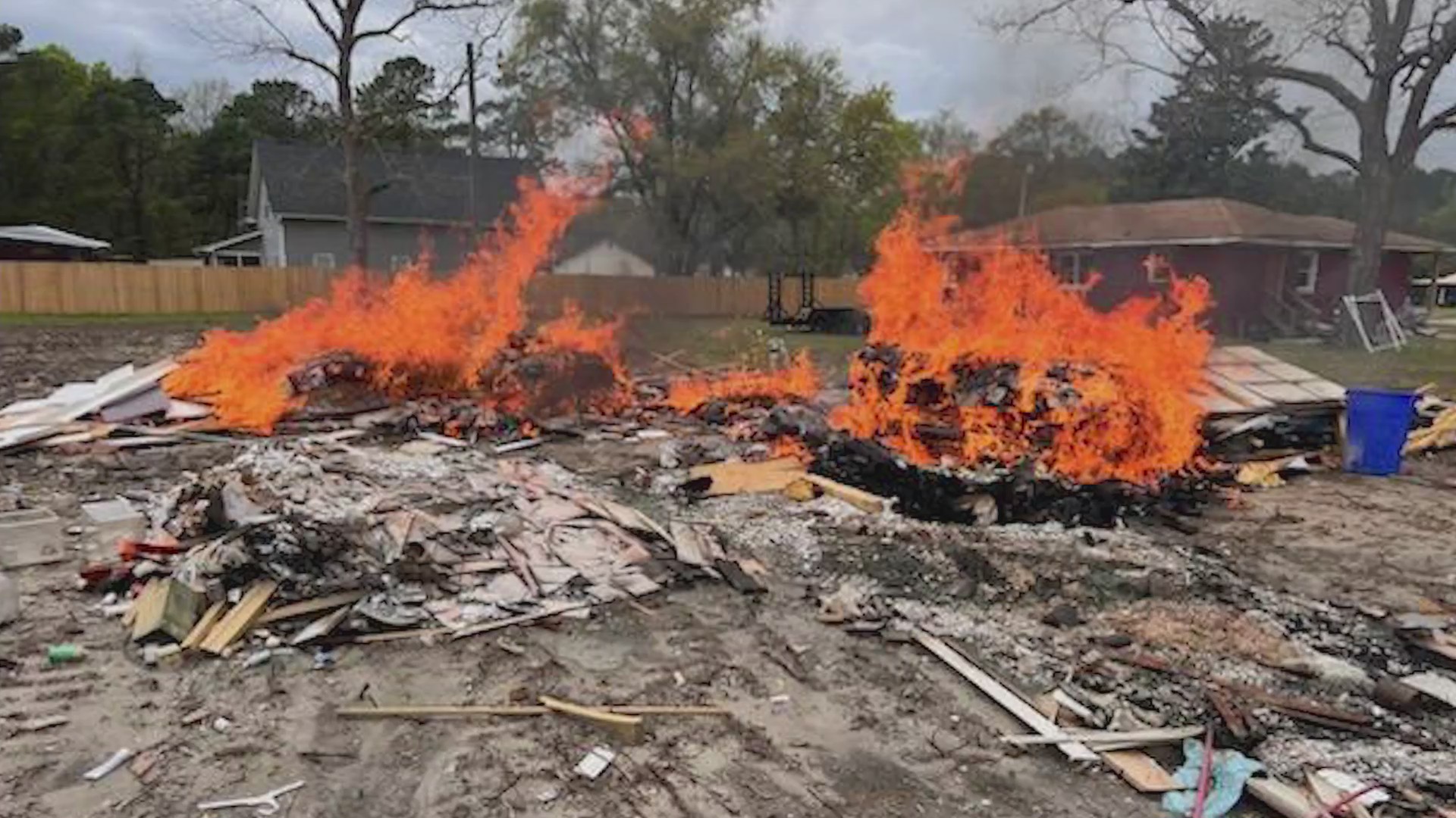 Crews investigating fire at illegal burn site in Awendaw – WCBD News 2
