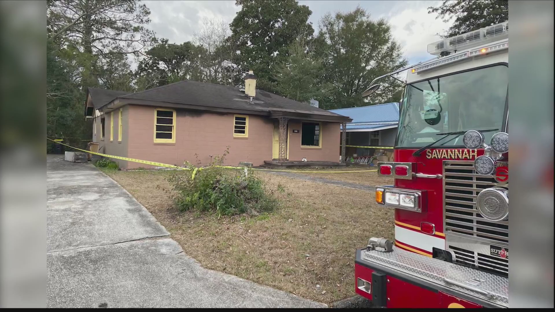 Fire at Mosley St. injures 2 firefighters, emphasizes first responder ...