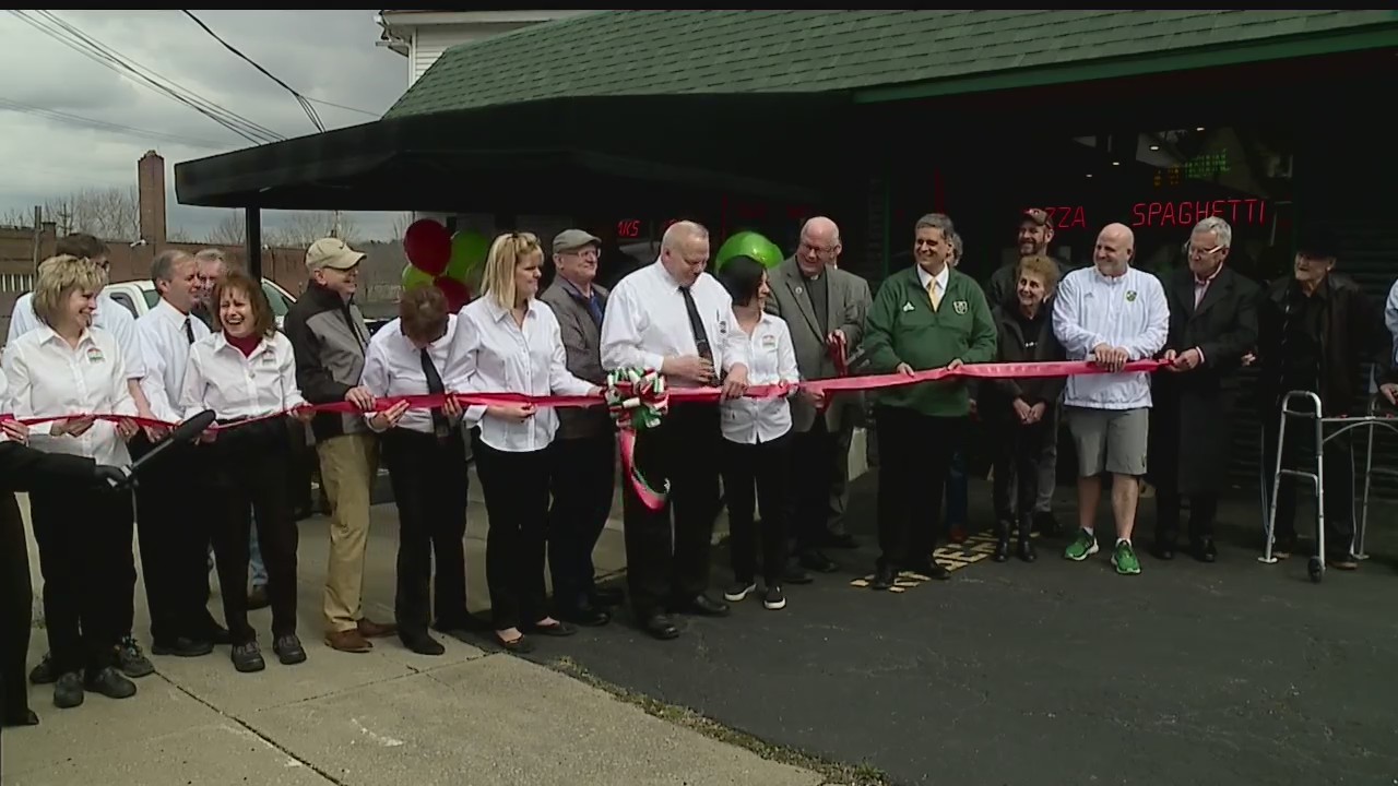 90-year-old Youngstown restaurant Golden Dawn makes an iconic comeback ...
