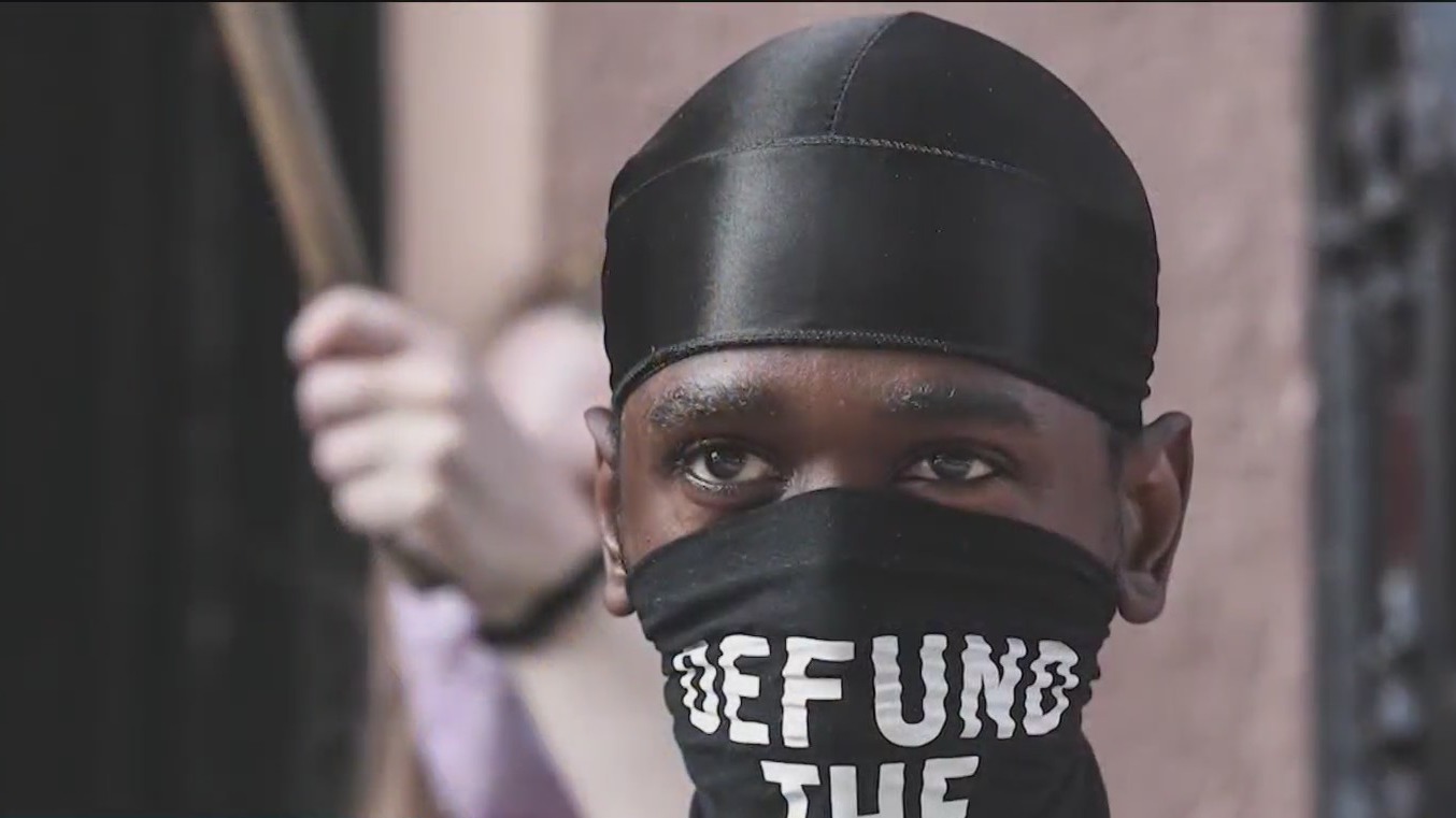 Rep. Cori Bush still wants to defund police as others seem to abandon ...
