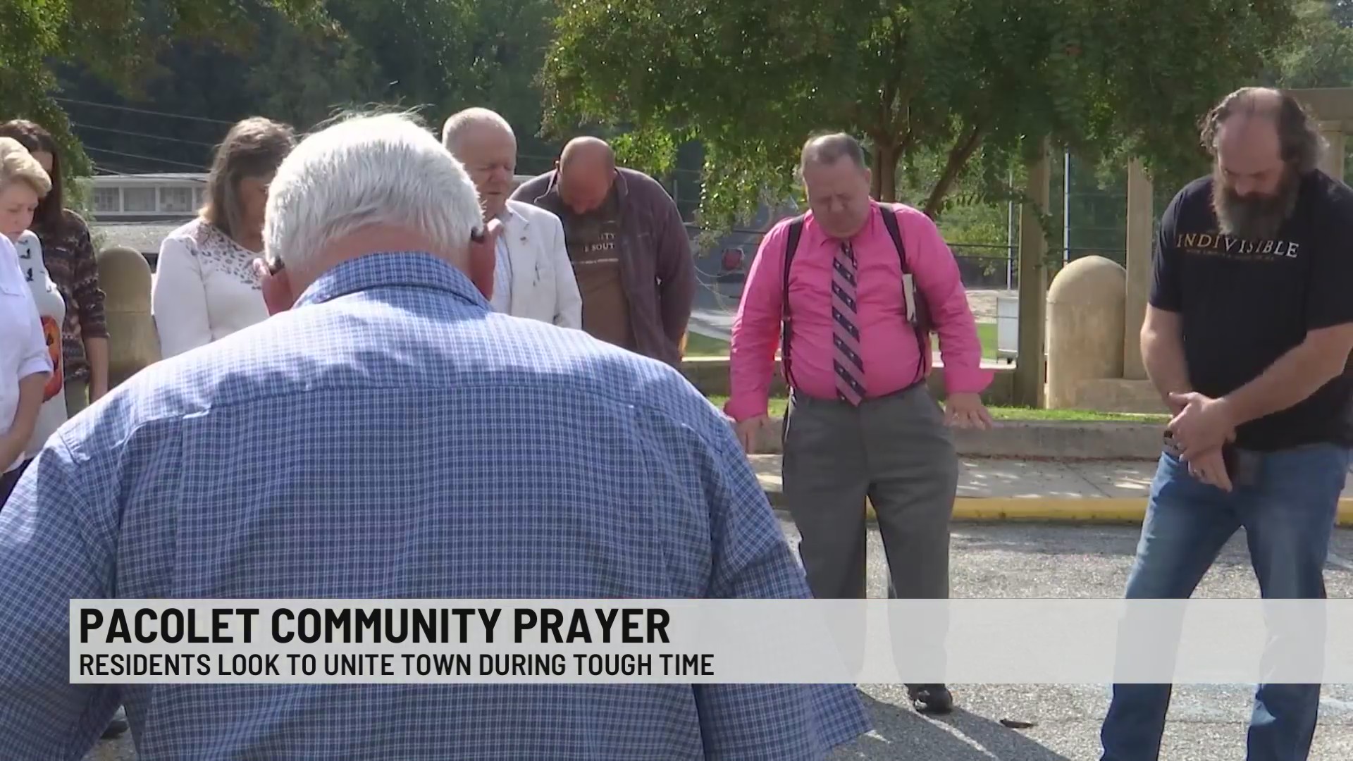 Pacolet residents unite in prayer amid search for new police officers ...